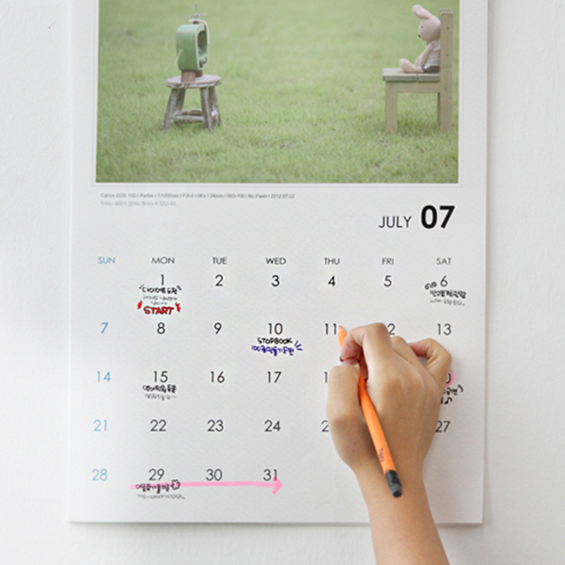 Custom printing month pattern wall calendar